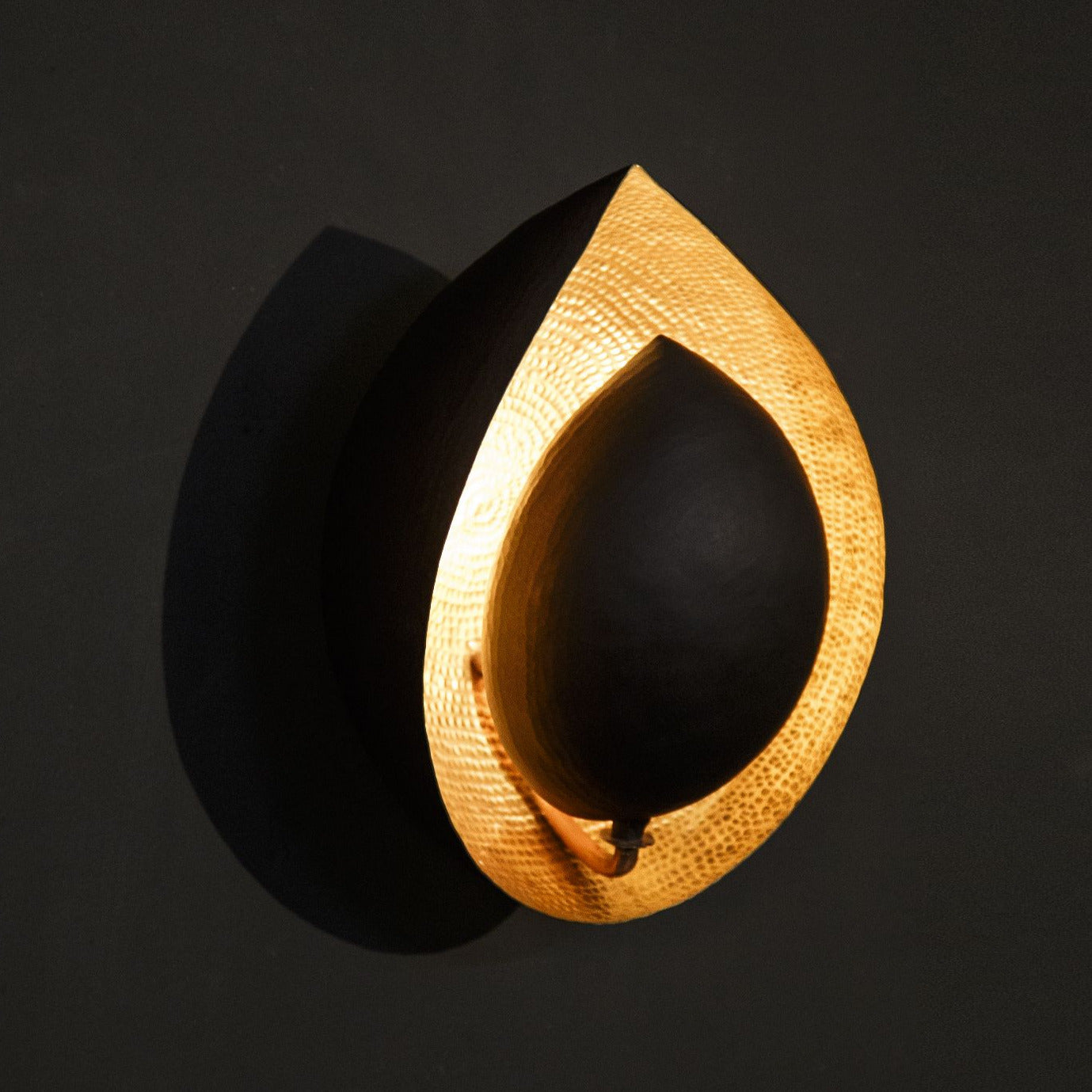 Boond Sconce